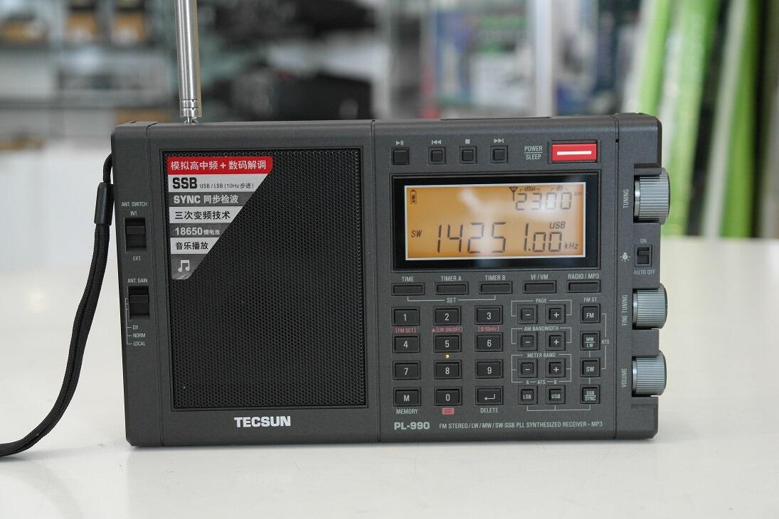 Second Hand TECSUN PL-990 High Performance Shortwave Radio - Radioworld UK