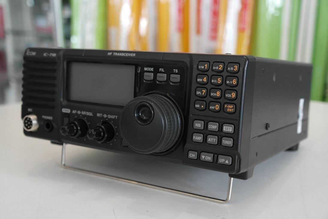 Second Hand Icom IC-718 HF SSB Transceiver - Radioworld UK
