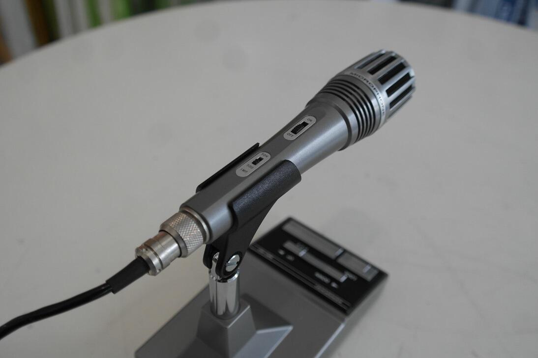 Second Hand Kenwood MC-60 Dynamic Desktop Microphone RW UK