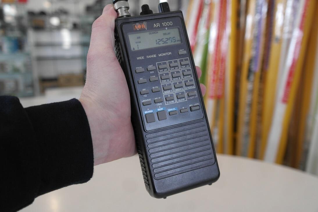 Second Hand AOR AR1000 HF VHF UHF Handheld Receiver - Radioworld UK