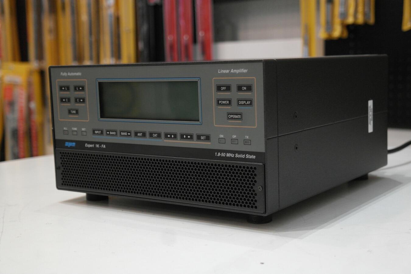 Second Hand SPE Expert 1K-FA Version 3 Linear Amplifier – 1kW Solid ...