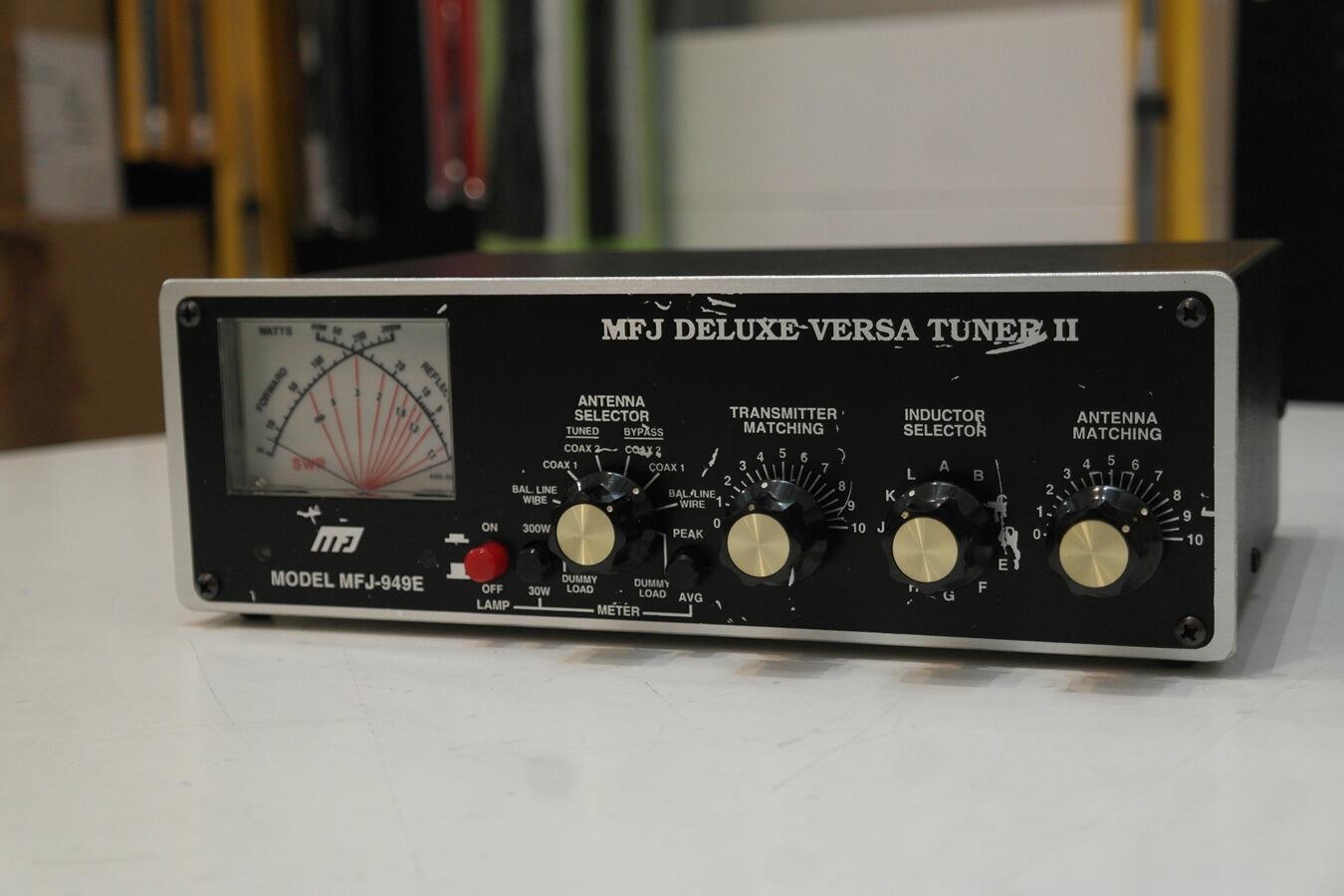 Second Hand MFJ-949E Deluxe Versa Tuner II – 300W Manual Antenna Tuner