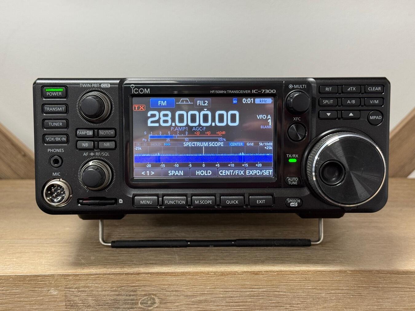Second Hand Icom IC-7300 HF/50MHz SDR Transceiver | Radioworld UK