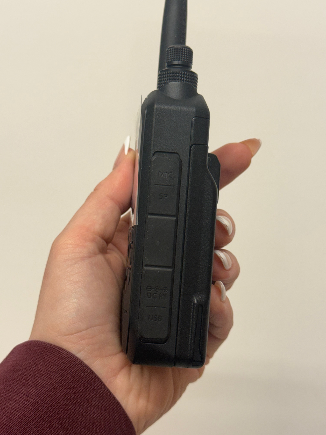 Second Hand Icom ID-50E Dual Band D-STAR Handheld Radio | Radioworld UK
