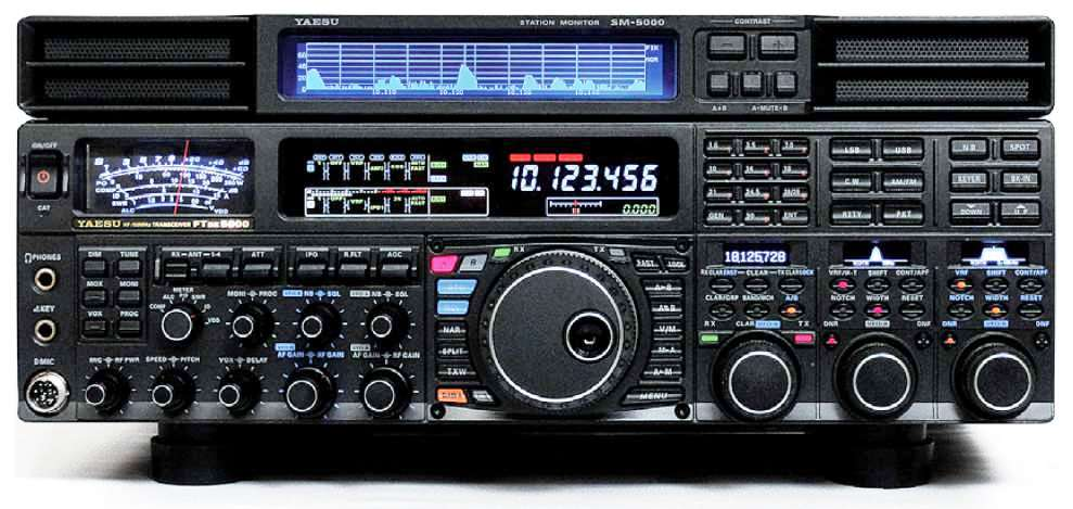 Yaesu FT-DX5000D With SM-5000 Band Scope - Radioworld UK
