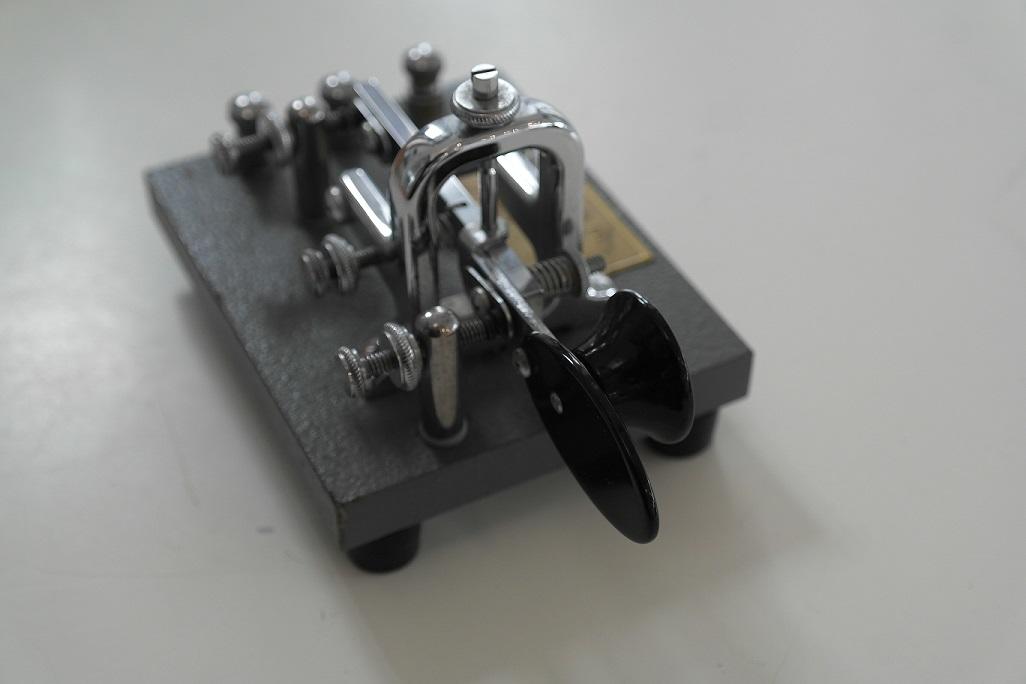 Second Hand Vibroplex Vibrokeyer Standard with Grey Base - Radioworld ...