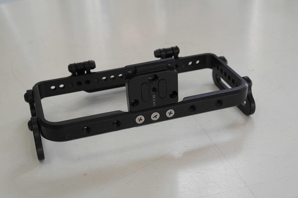 Second Hand Icom IC-705 Carrying Cage with Handle | Radioworld UK