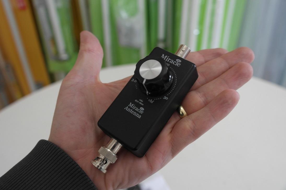 Second Hand Miracle Antenna Ducker IL BNC Portable Antenna - RW UK