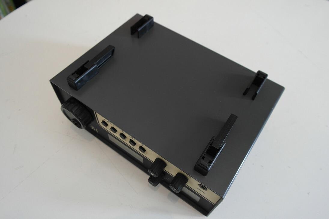 Second Hand LOWE HF125 HF Communications Receiver - Radioworld UK