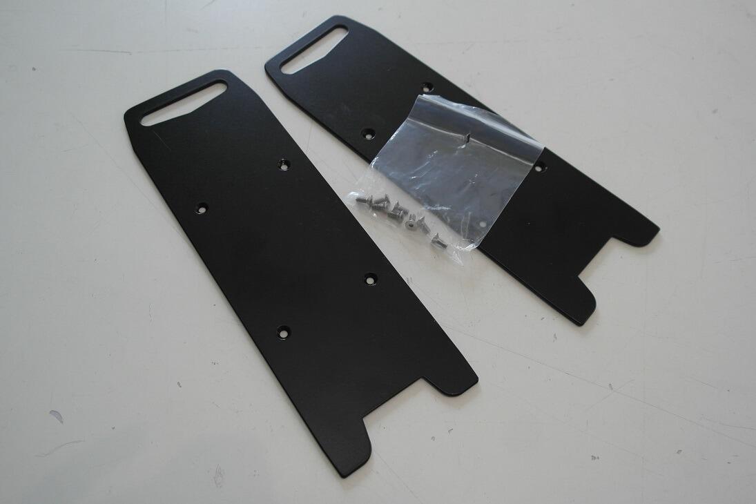 Second Hand Icom IC7300 and Icom IC9700 Rack Mount Handles - Radioworld UK