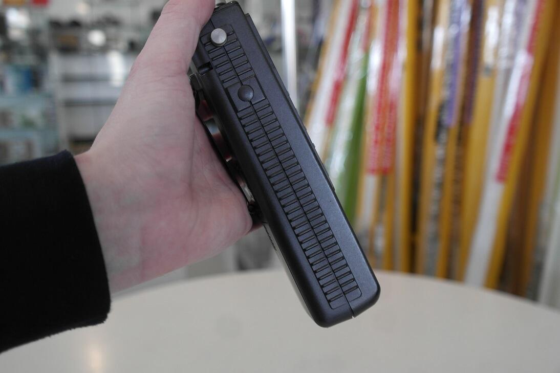 Second Hand AOR AR1000 HF VHF UHF Handheld Receiver - Radioworld UK