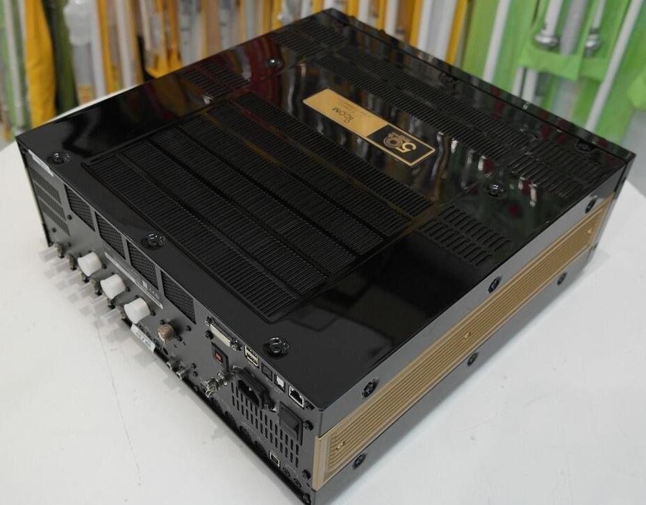 Second Hand Icom IC-7850 celebrate Icoms 50th Anniversary - Radioworld UK