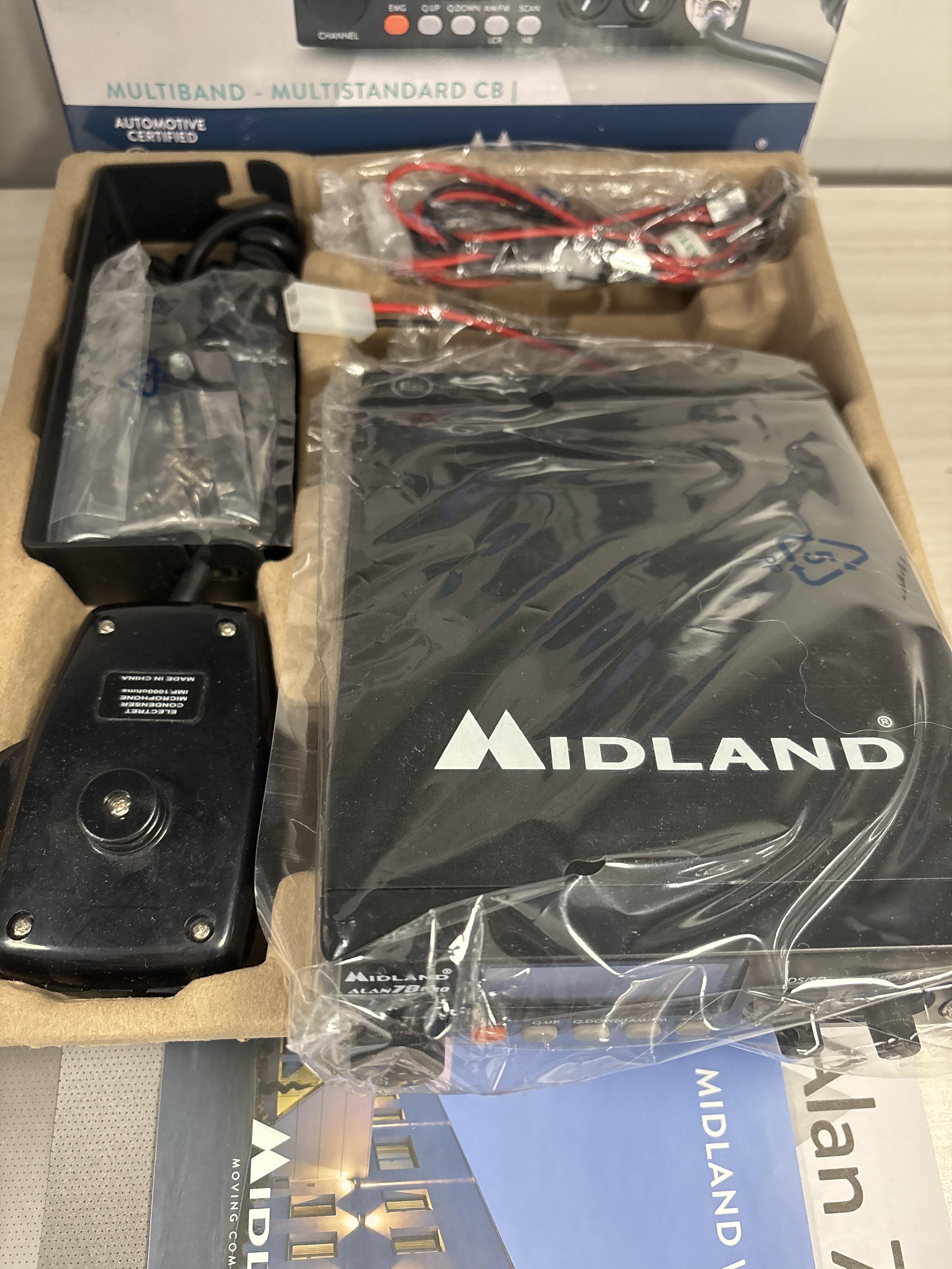 Second Hand Midland alan 78 pro cb radio for europe and the uk. 12v/24v - Radioworld UK