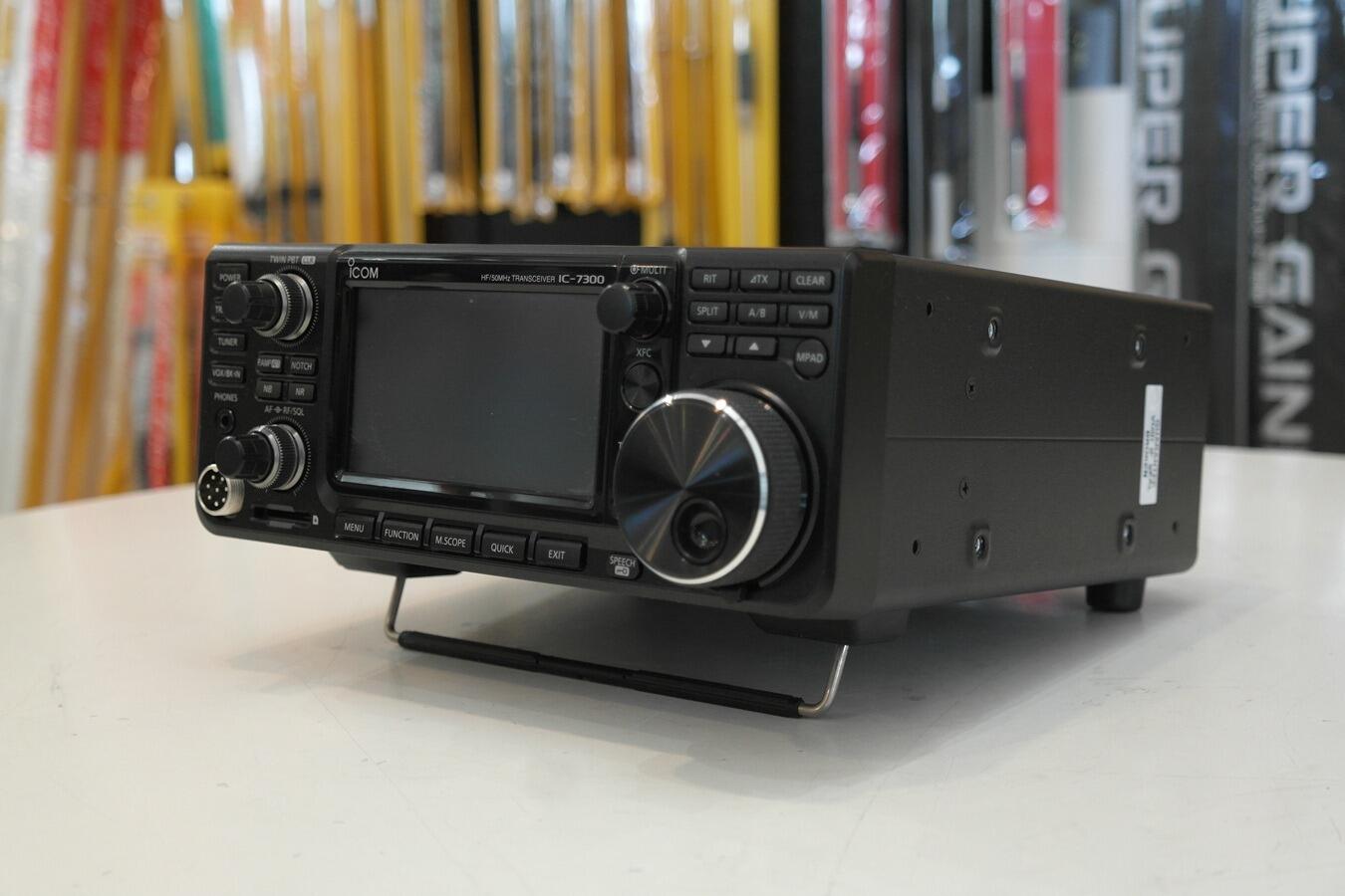 Second Hand Icom IC-7300 SDR HF/50MHz Transceiver with Touchscreen | UK