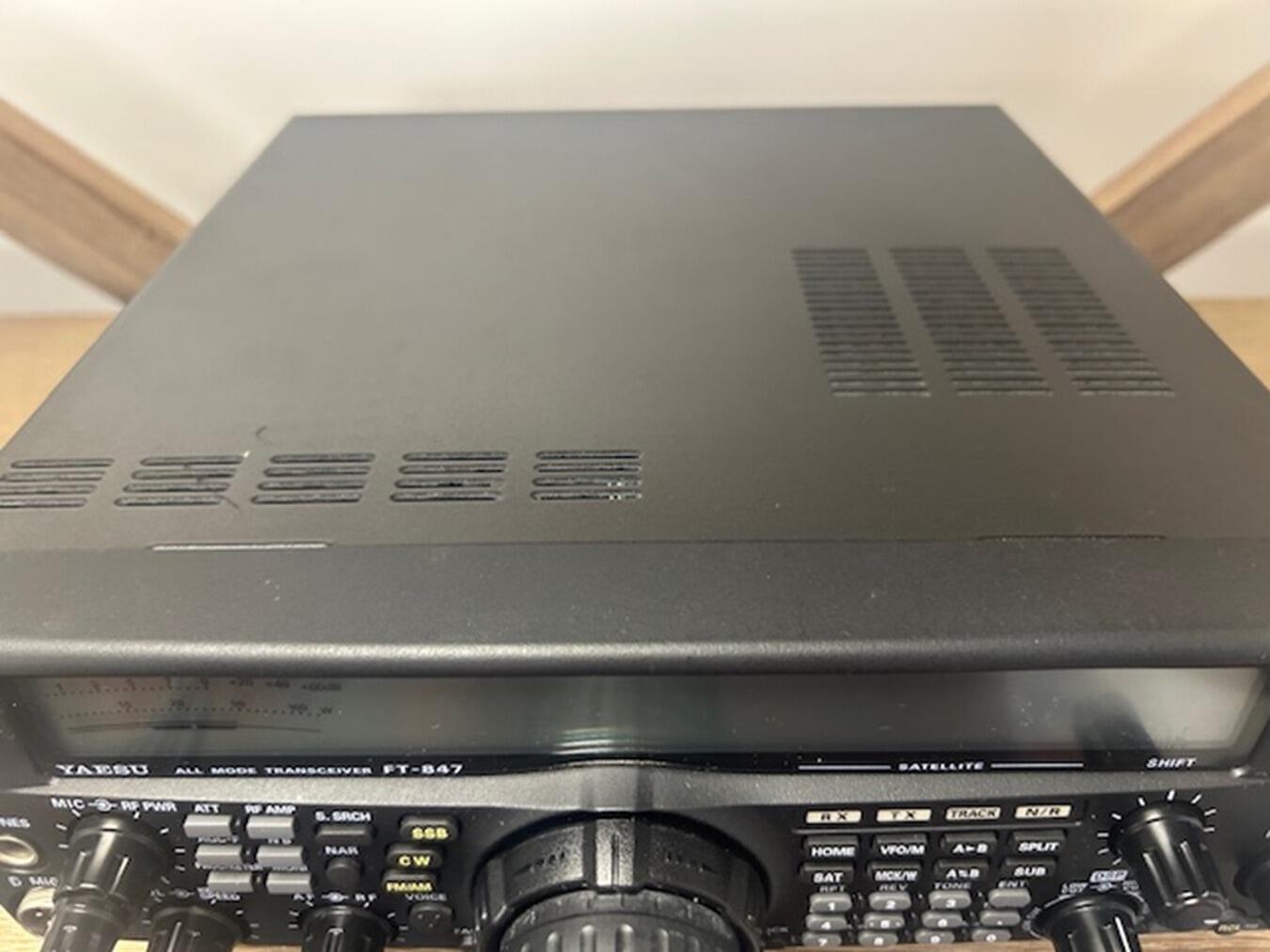 Second Hand Yaesu FT-847 Multiband HF/VHF/UHF Transceiver – All-Mode ...