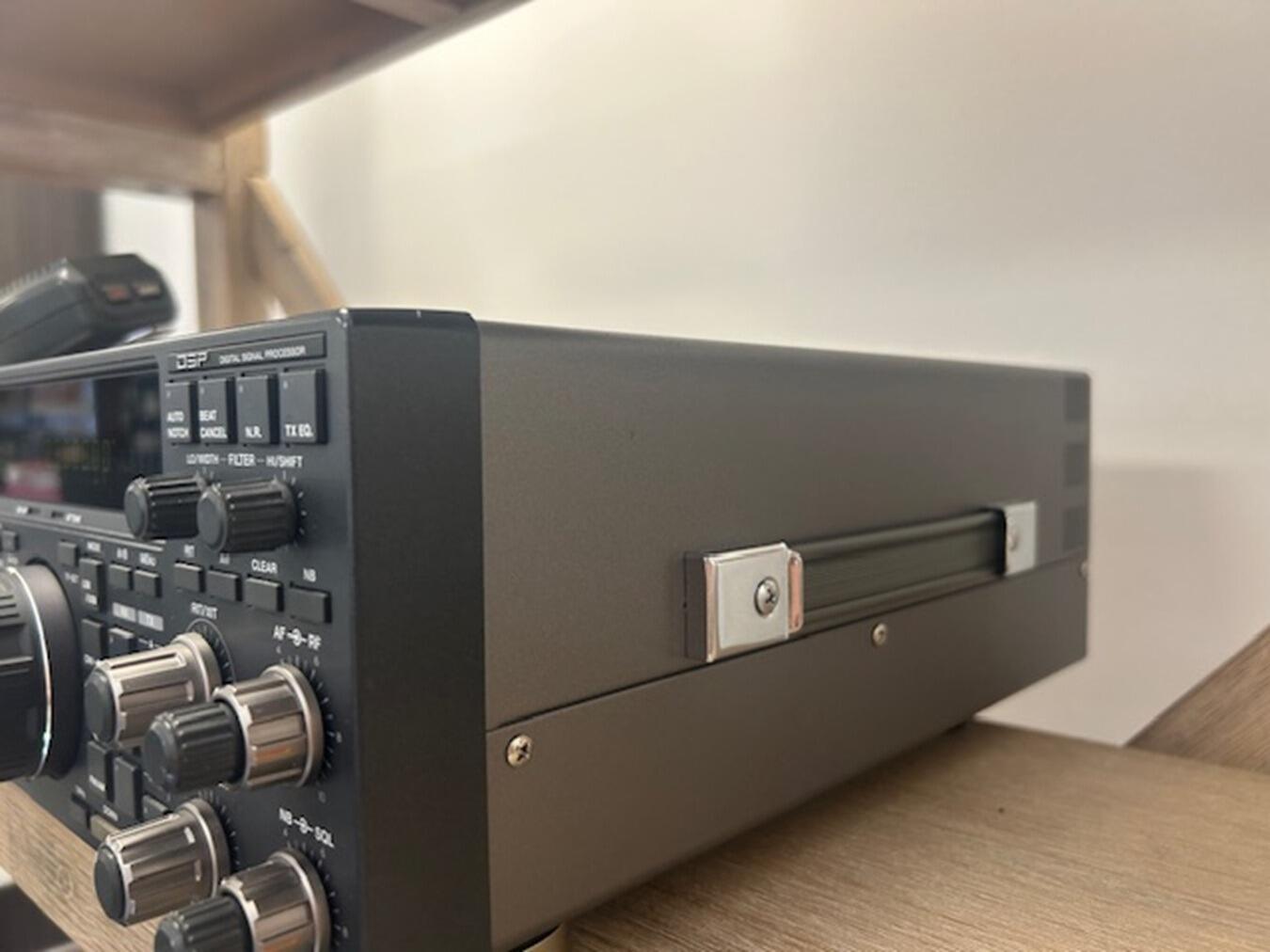 Second Hand Kenwood TS-870S HF Transceiver – Radioworld UK