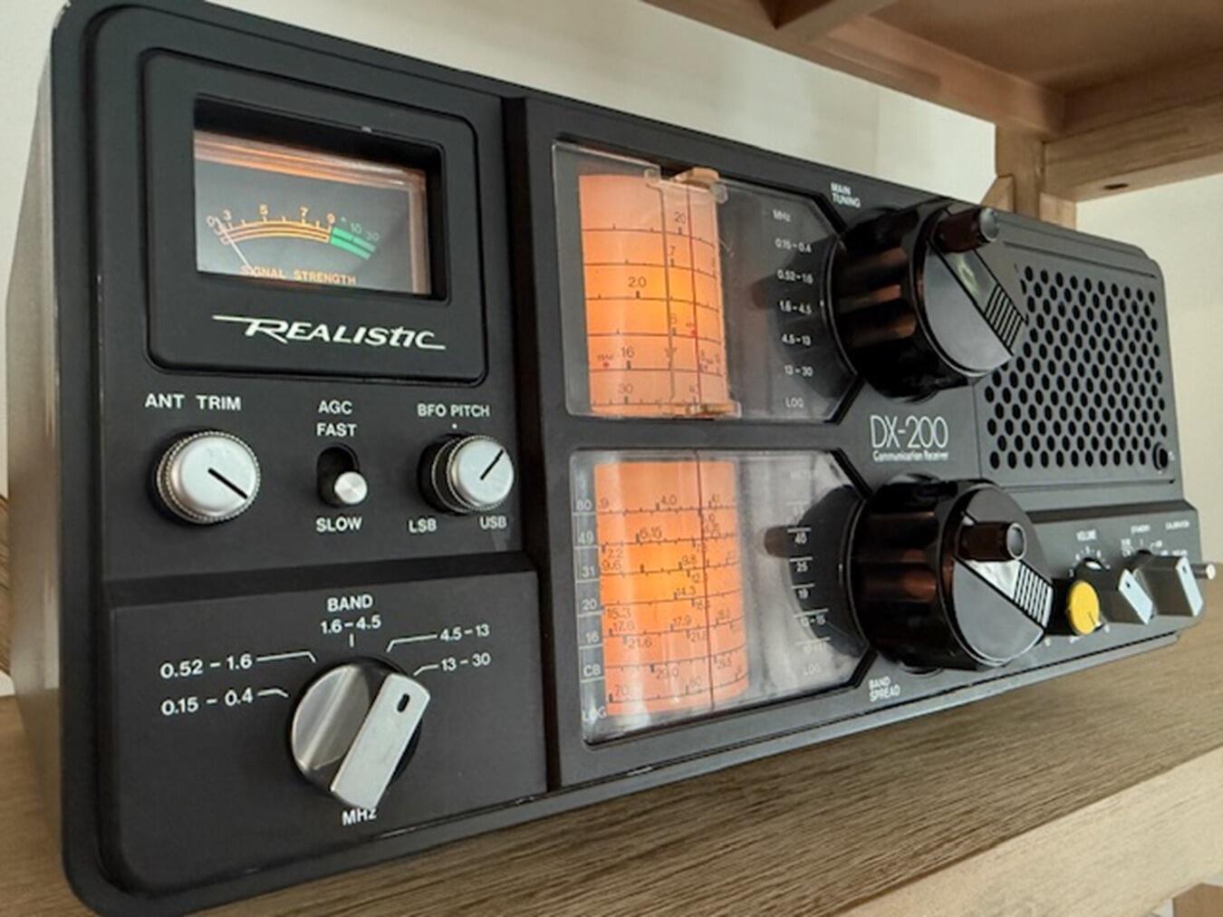 Second Hand Realistic DX-200 Multimode Receiver – Radioworld UK