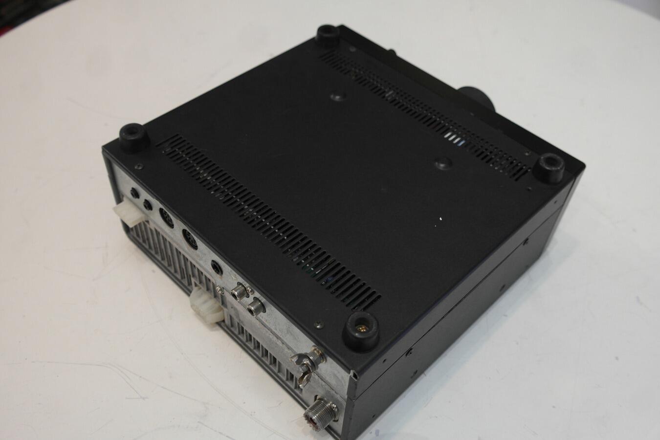 Second Hand Icom IC-707 HF Transceiver with FM Option | Radioworld UK