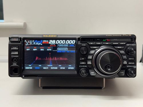 Yaesu FTDX10 HF/50MHz Hybrid SDR Transceiver - Radioworld UK