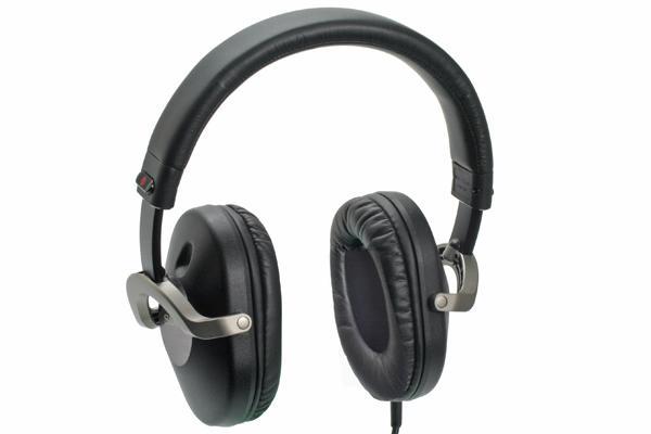 Sony MDR-ZX700 | Closed Back Headphones