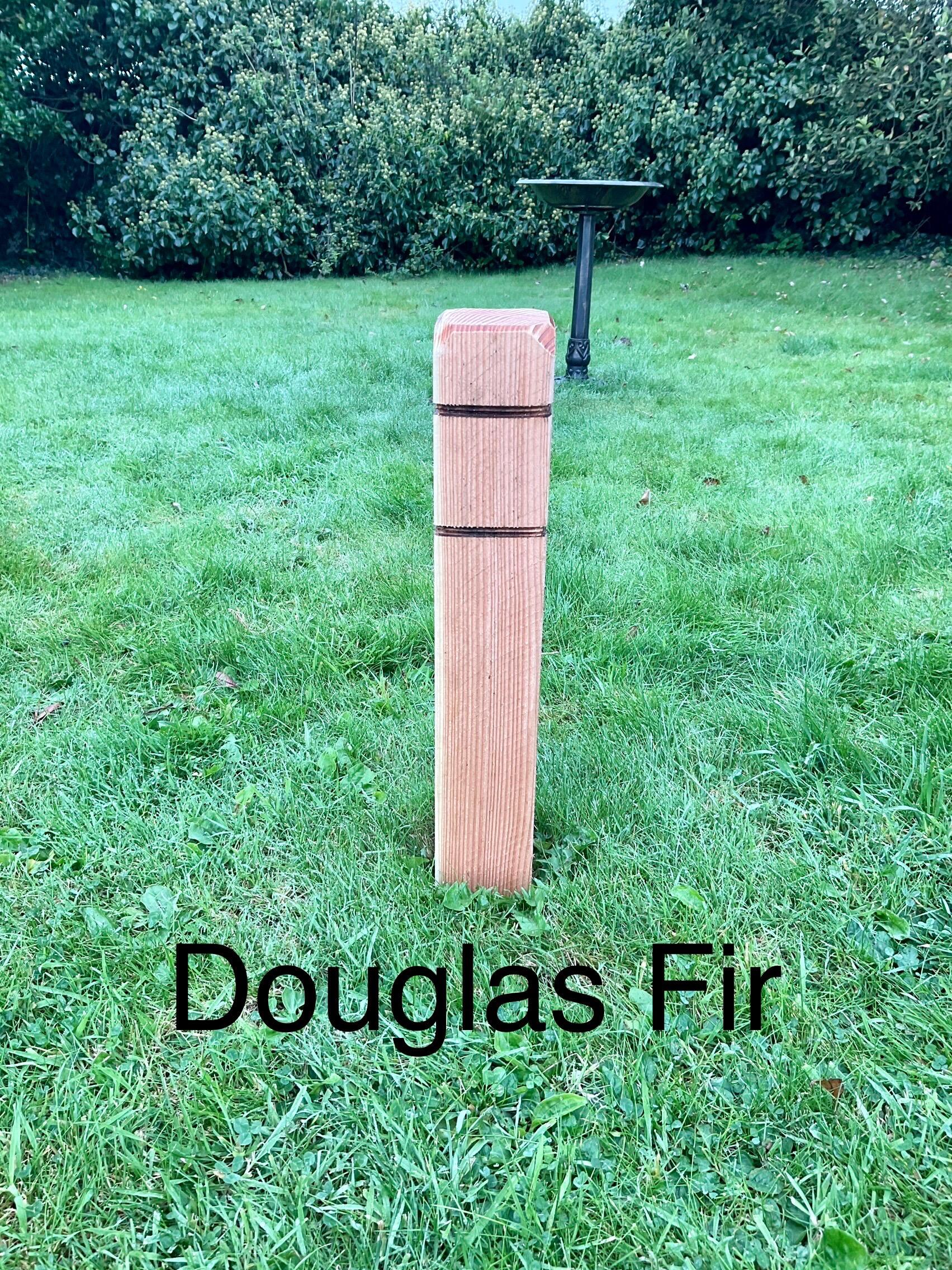 12" and 18" Easy Install Timber Reflective Verge Posts