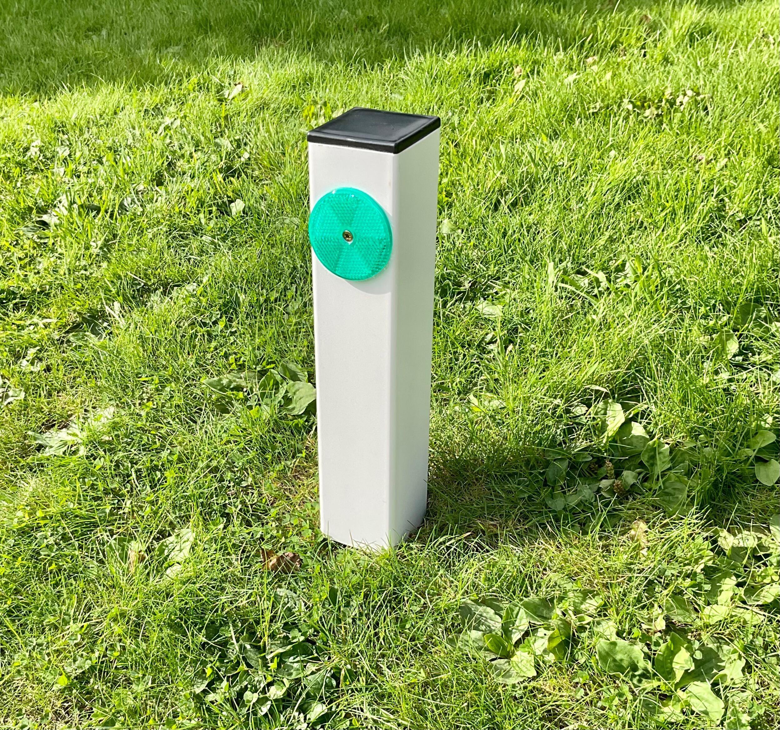 White PVC Covered Reflective Verge Post