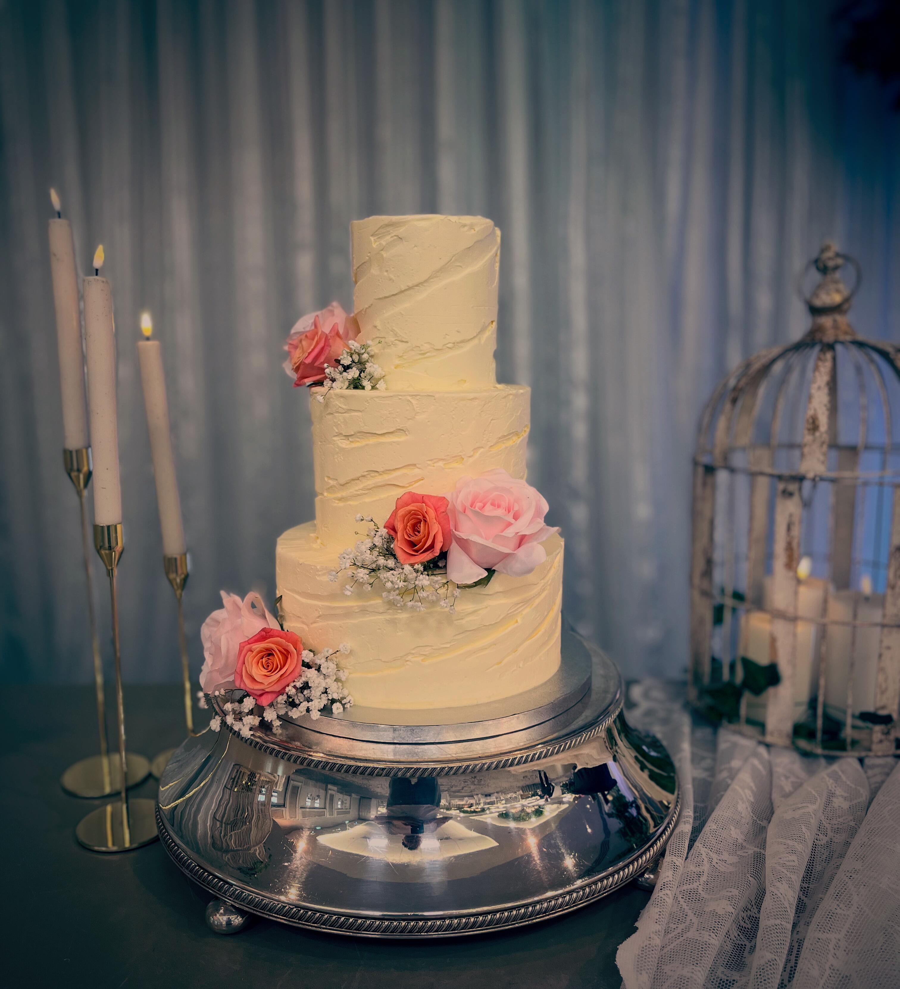Wedding Cake Three Tier - Design 4a (LCO)