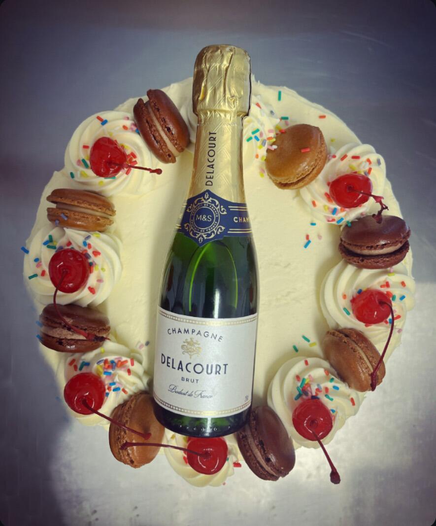 (LCO) Celebration Cake - Champagne
