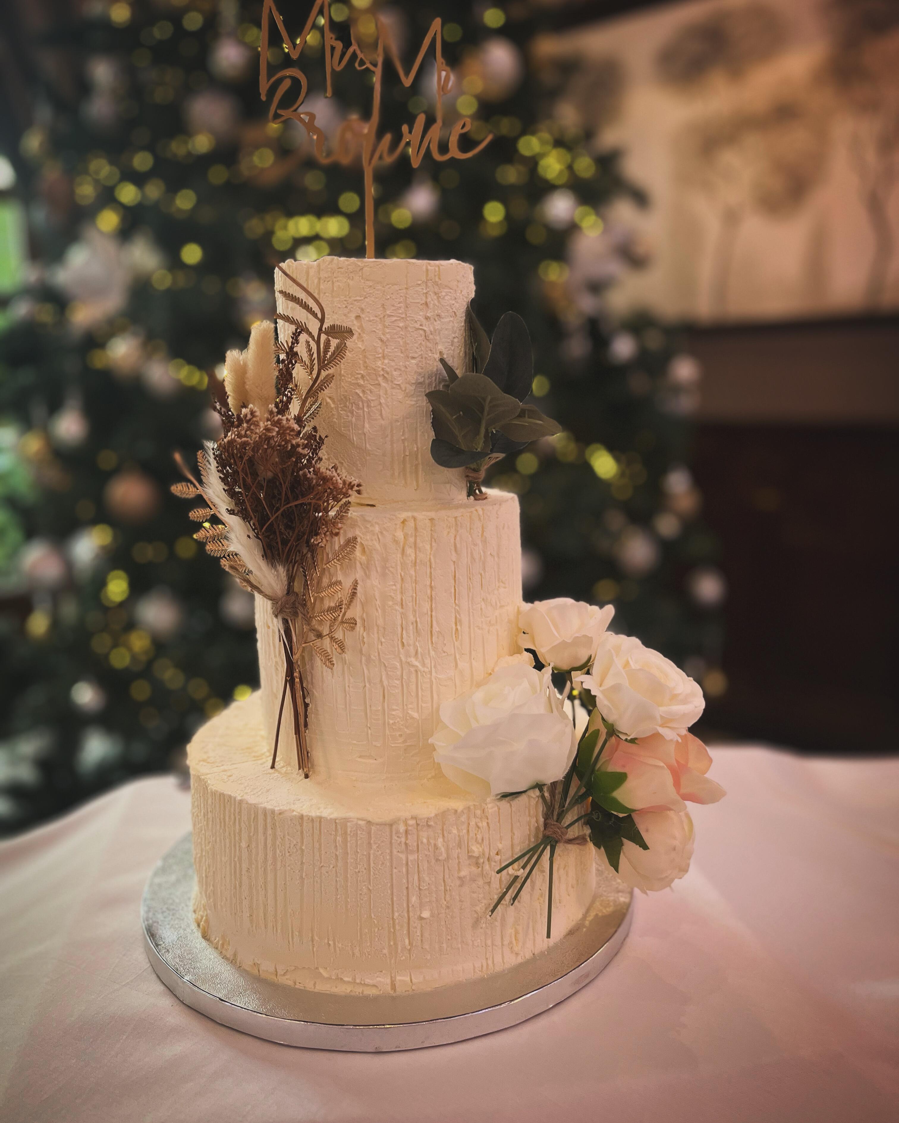 Wedding Cake Three Tier - Design 8b (LCO)