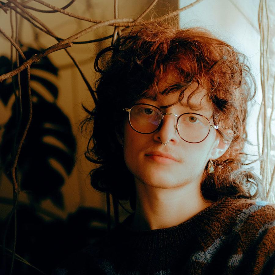 Enter the prize draw to see Cavetown live!