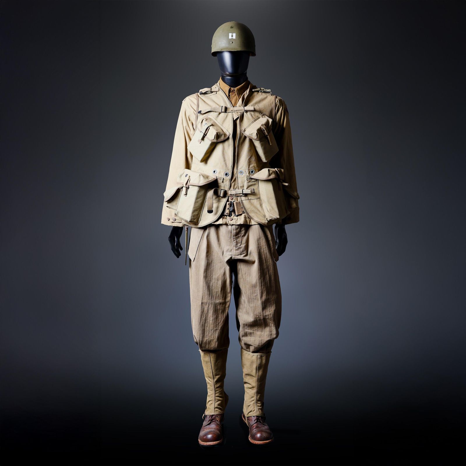 Saving Private Ryan - Captain Miller's (Tom Hanks) Army Ranger Costume