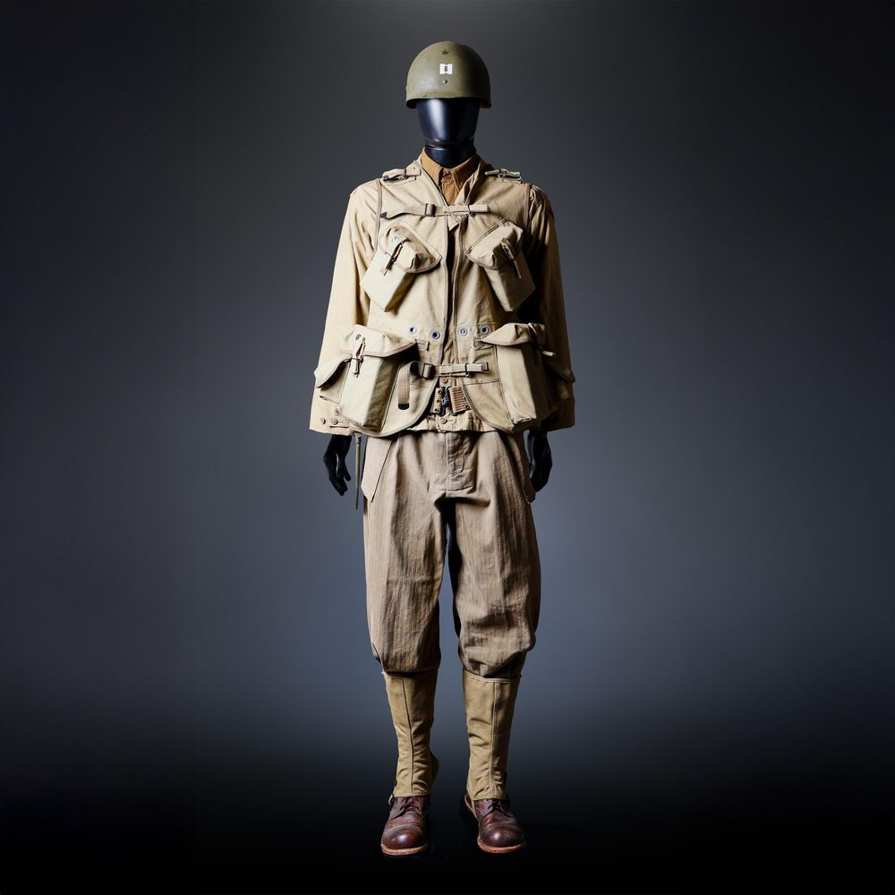 Saving Private Ryan - Captain Miller's (Tom Hanks) Army Ranger Costume