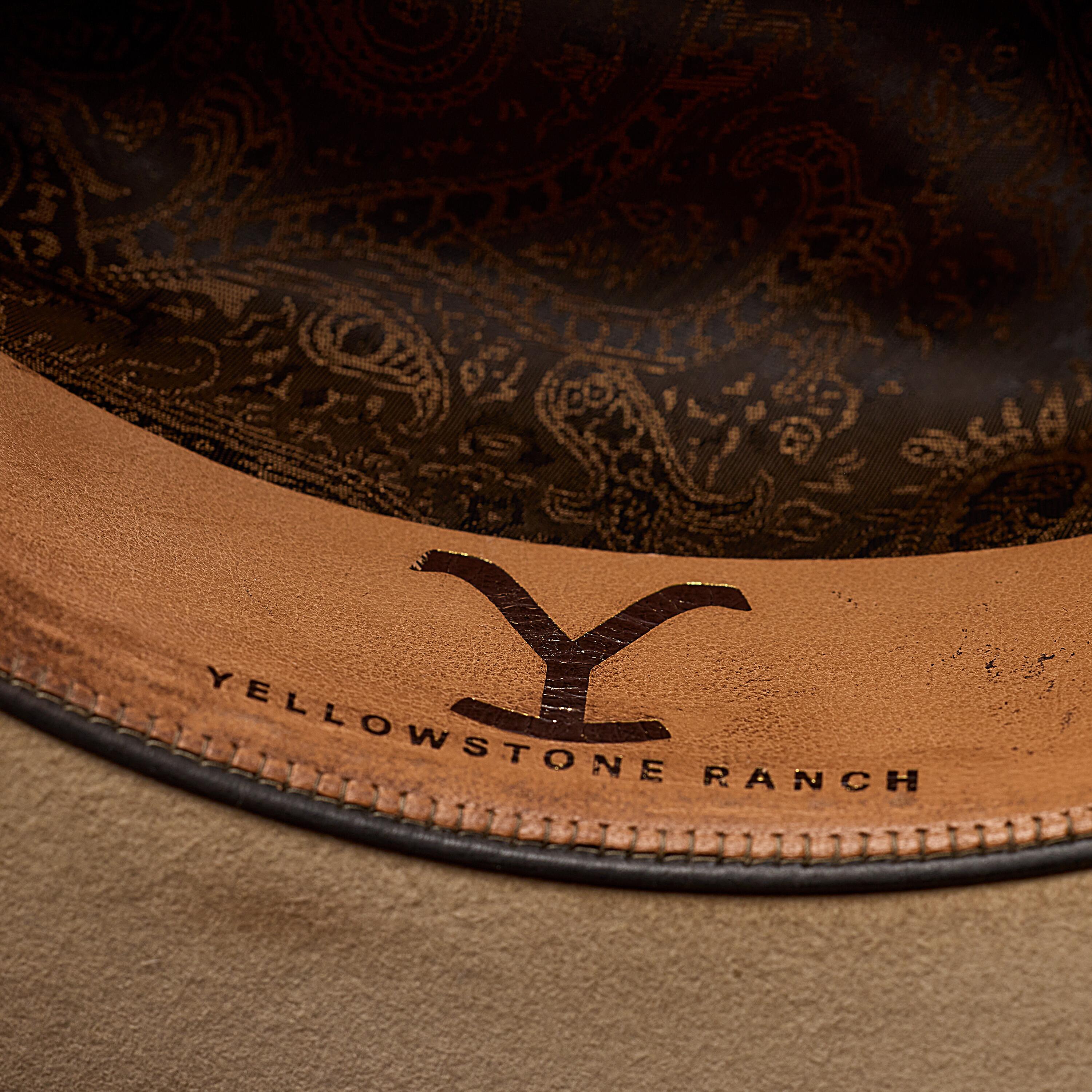 Yellowstone – John Dutton’s Screen-Matched Cowboy Hat and Costume