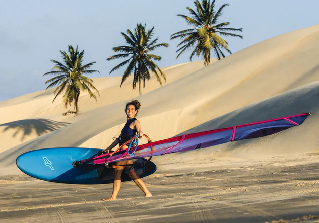 Neil Pryde Combat 4 batten wave sail in Pro Fuse, HD and Regular ...