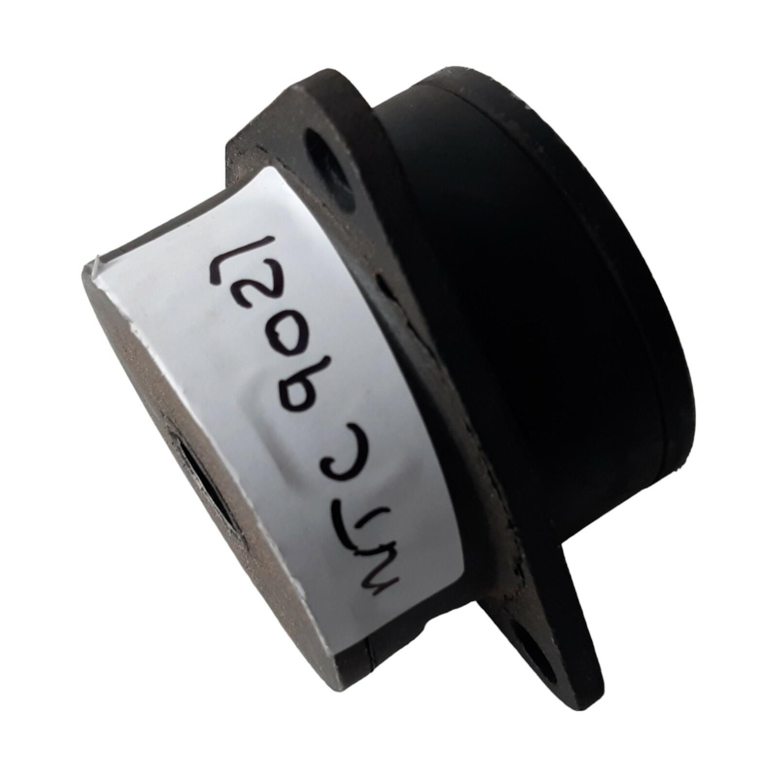 Trailing rear arm bush fits Land Rover Defender STC618