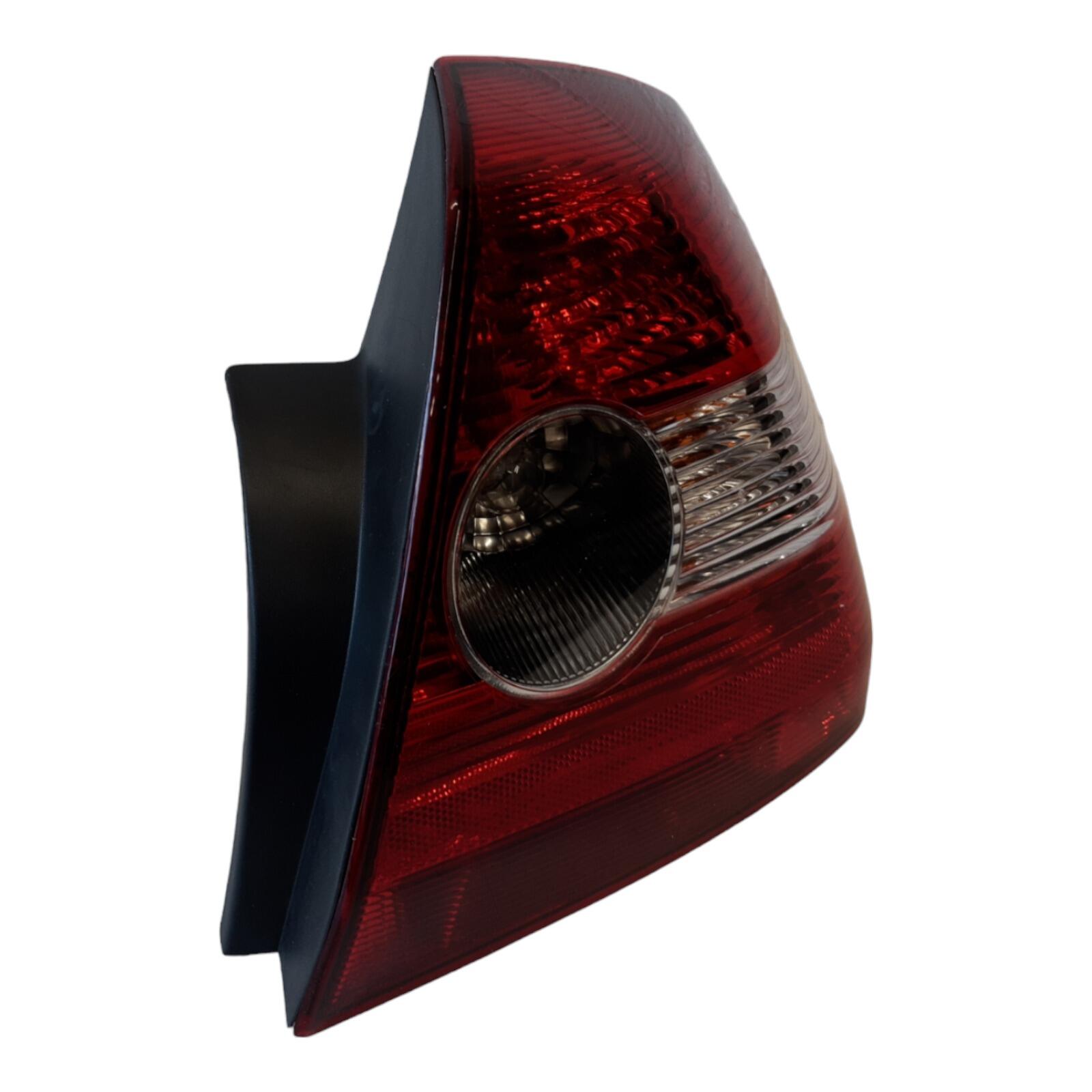 Genuine Renault Megane RH OS Rear lamp assembly 8200142681