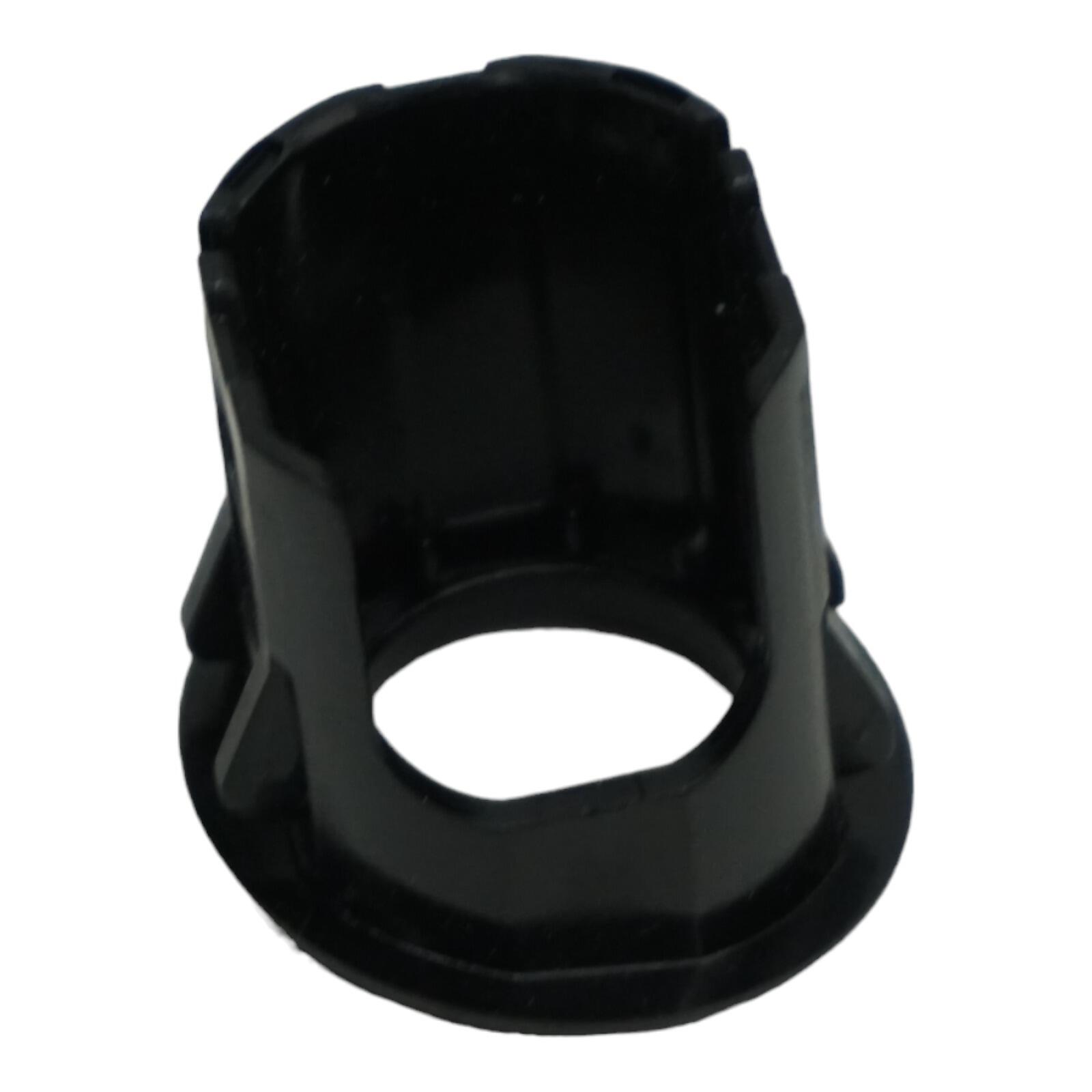 Genuine Ford Focus (CEW) Front Outer Parking Sensor Retainer 1906082