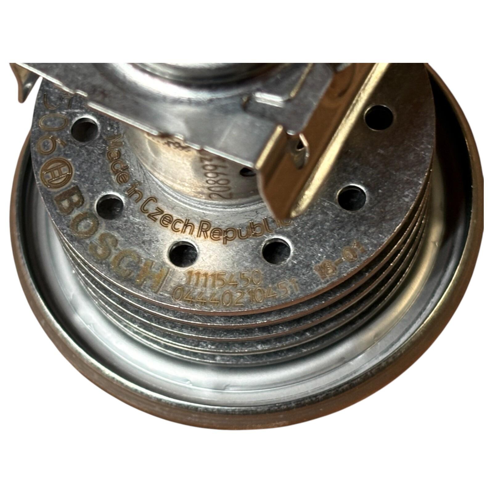 Genuine Nissan Navara (NP300) D23M NV300 (X82) AdBlue injector 208S400Q0A