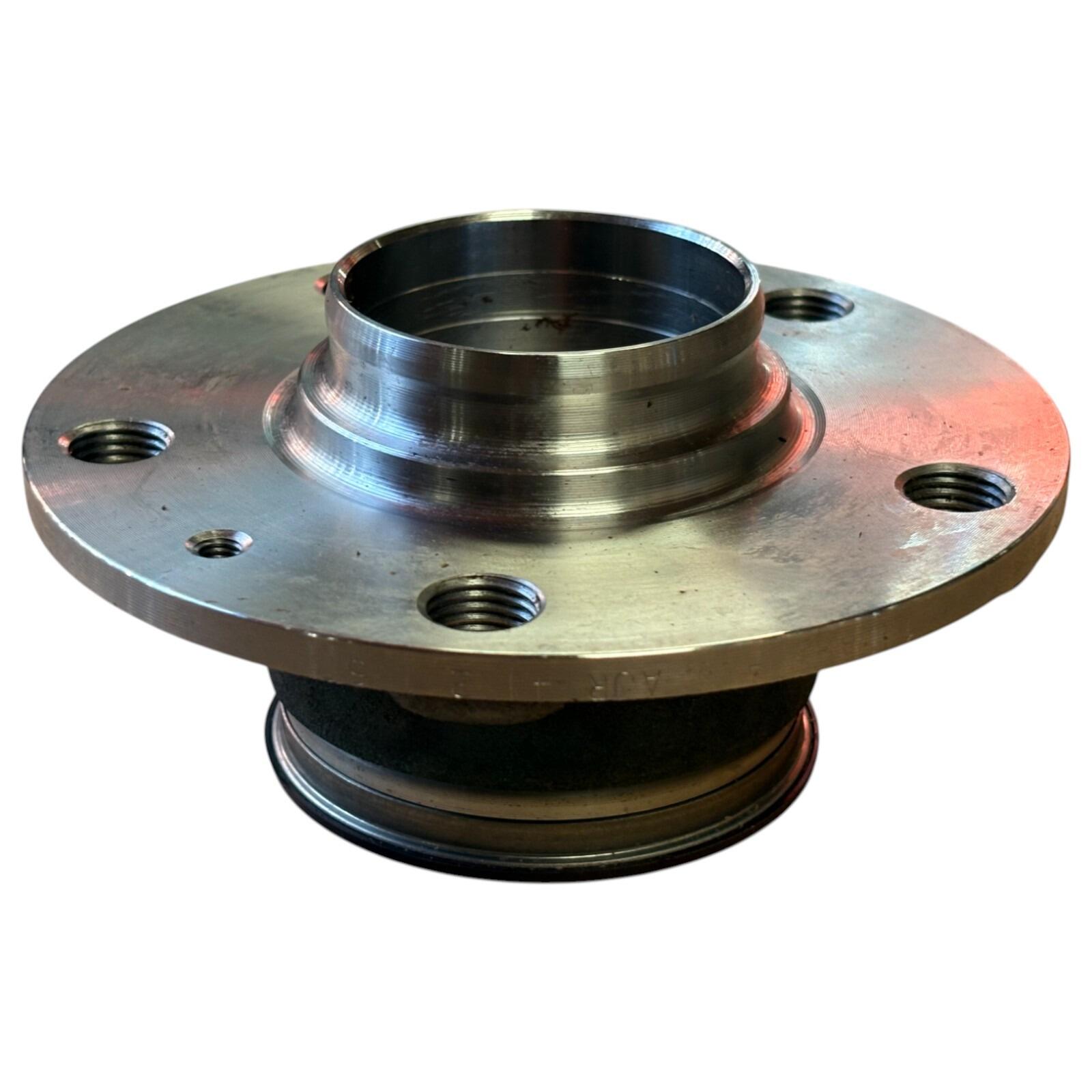 Genuine Audi SEAT Skoda Volkswagen Wheel hub 5WA501611