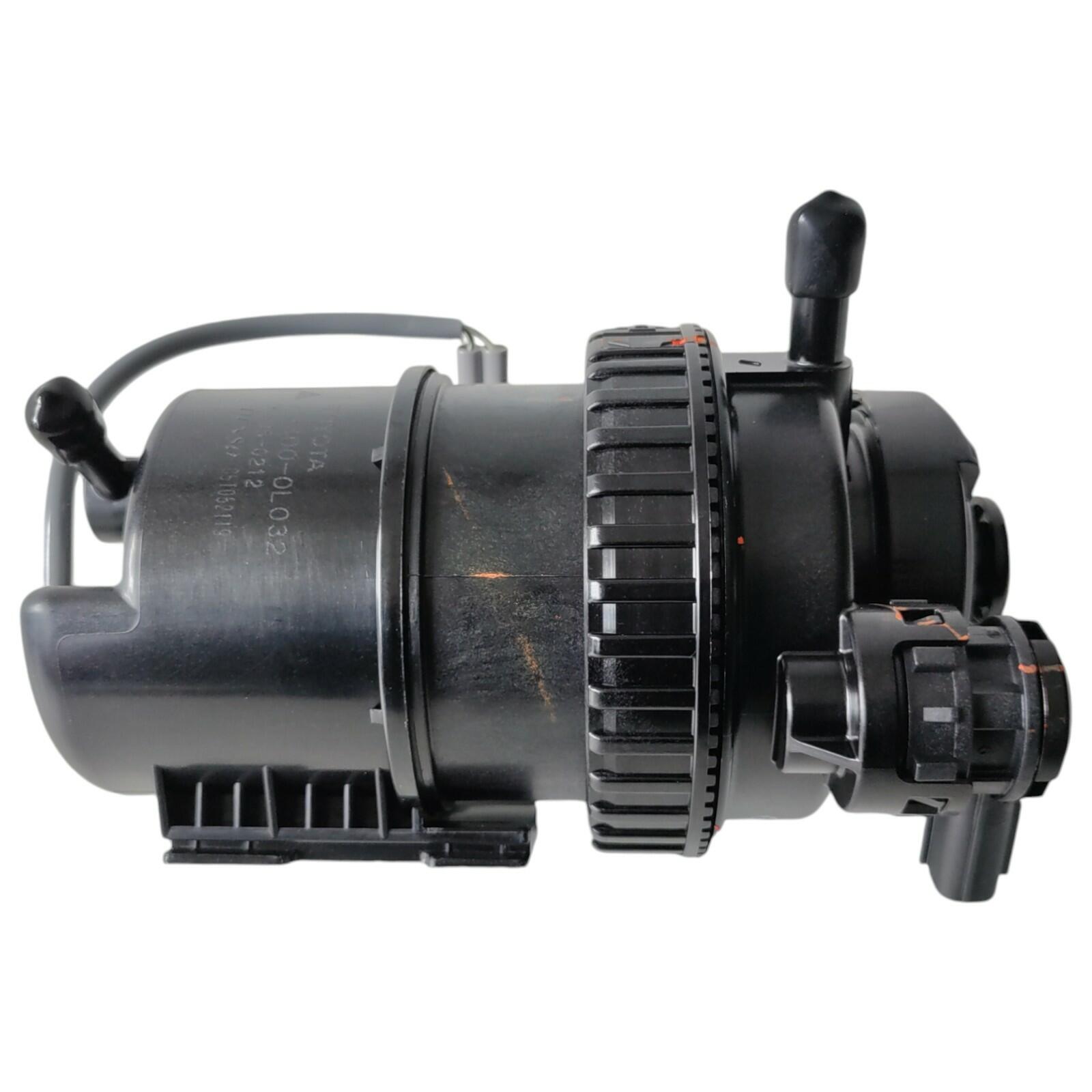 Genuine Toyota Hi-Lux Fuel filter 233000L032