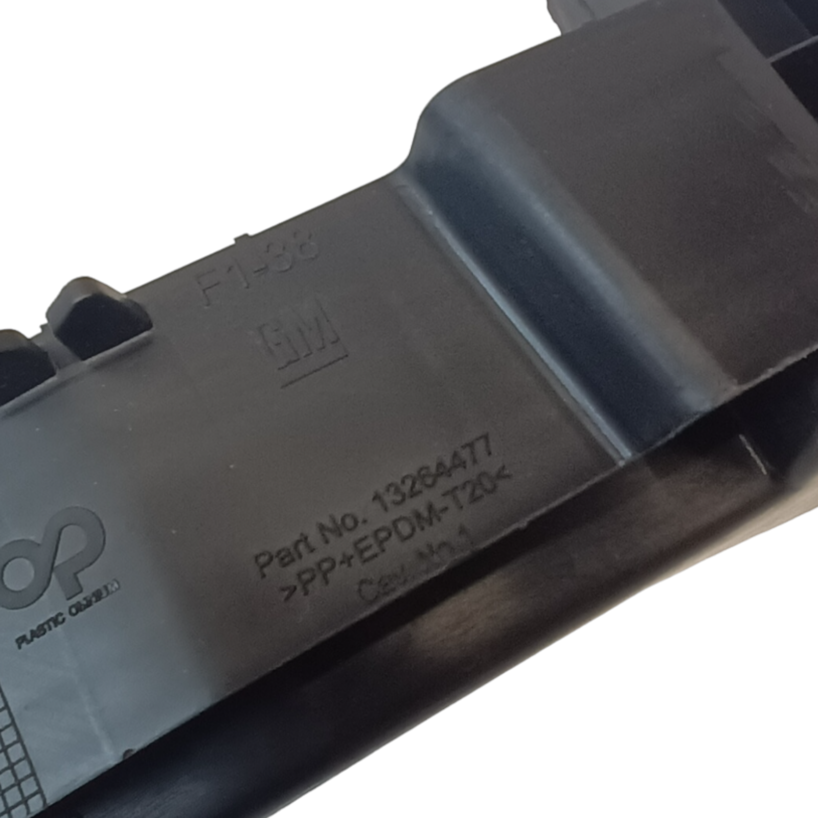 Vauxhall Astra J | Front Bumper Centre Support Panel | 13264476 | GFN Parts