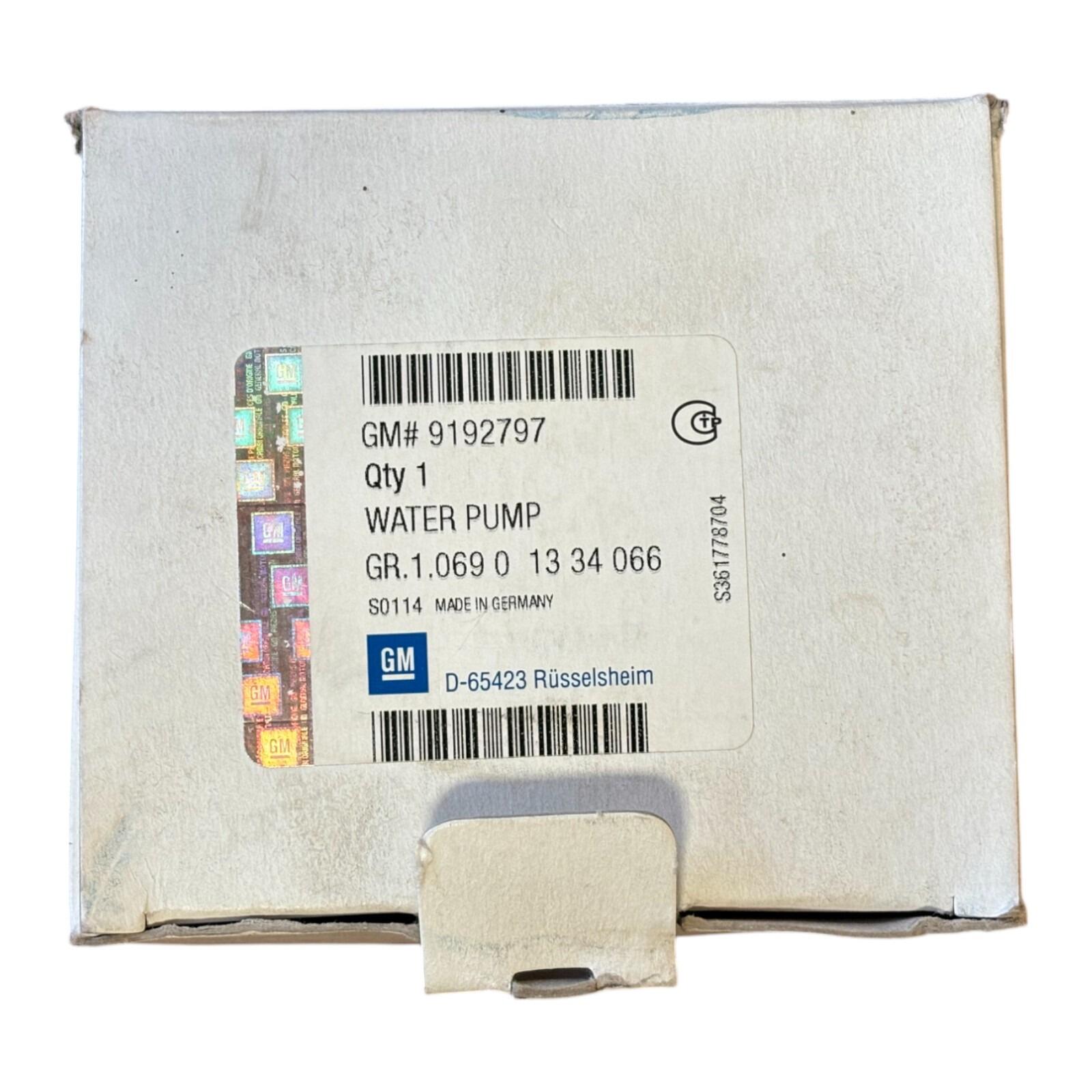 Genuine Vauxhall Astra Corsa Tigra Vectra Zafira Water pump 9192797