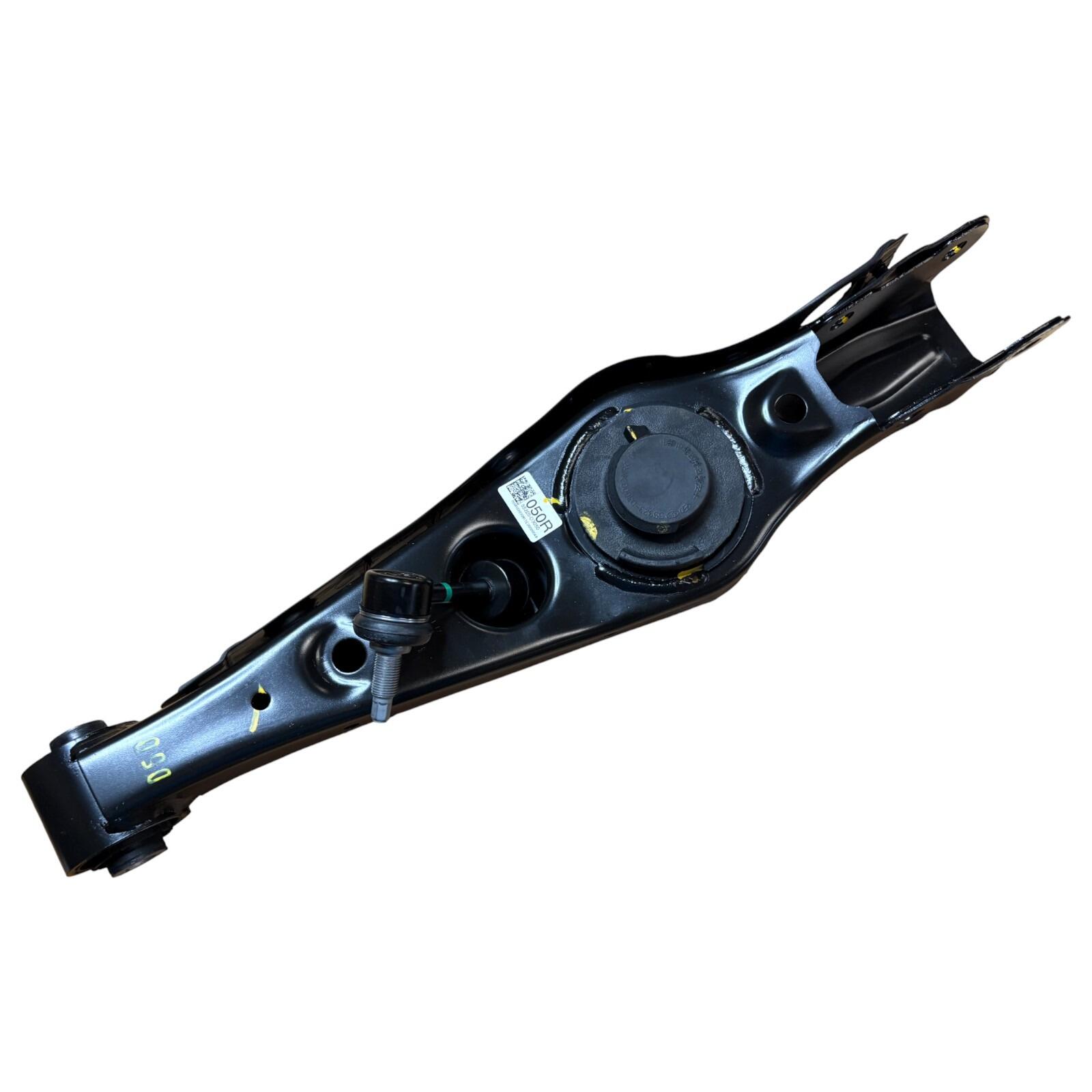 Genuine KIA Sportage (MY16/19) RH OS Rear Suspension Arm 55220D3050