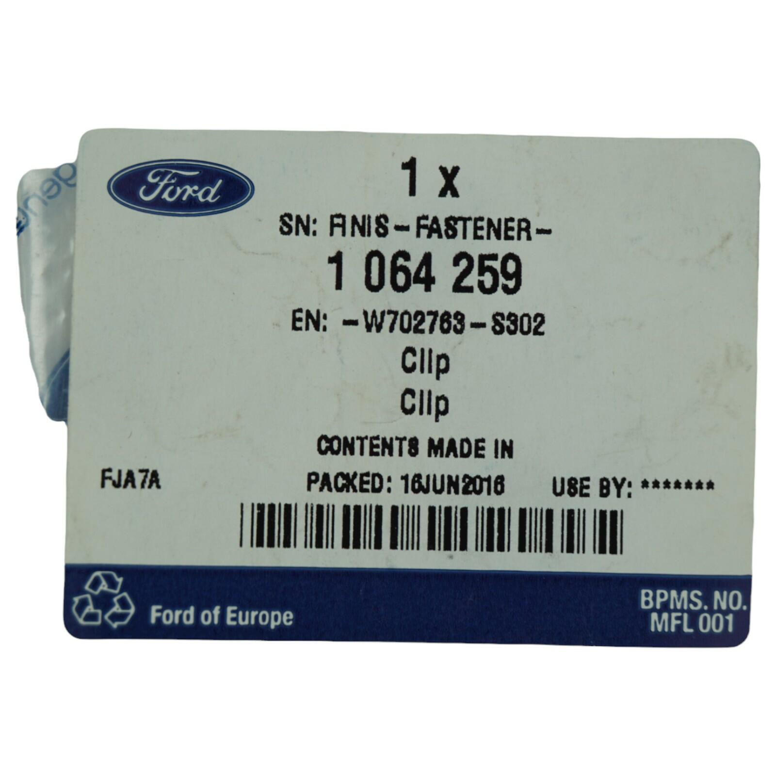 Genuine Ford Mondeo Estate (CNG) Tailgate moulding retainer clip 1064259
