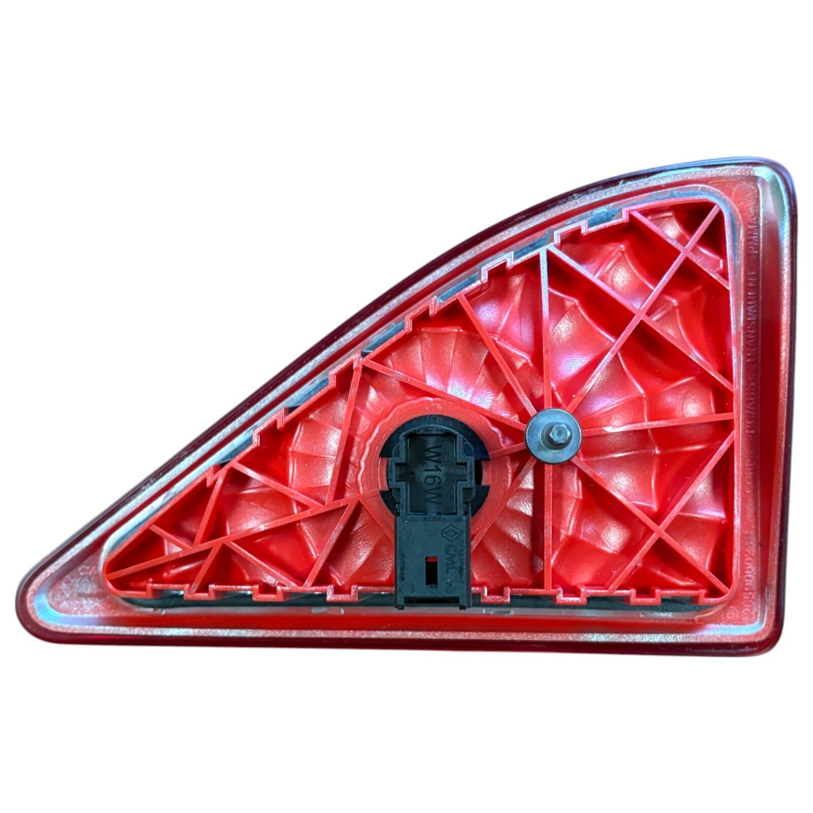 Genuine Renault Master 3 Central brake light 265900021R