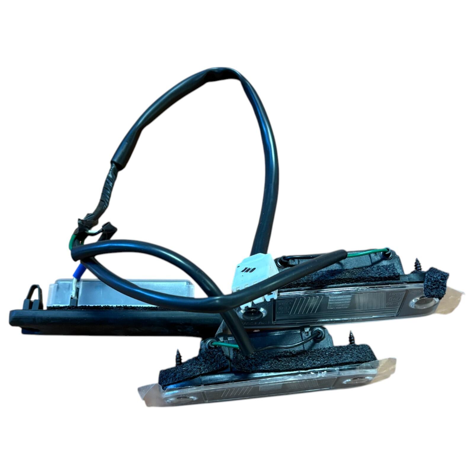 Kia Sportage | Licence Number Plate Light / Lamp Assembly | 925013W000 ...