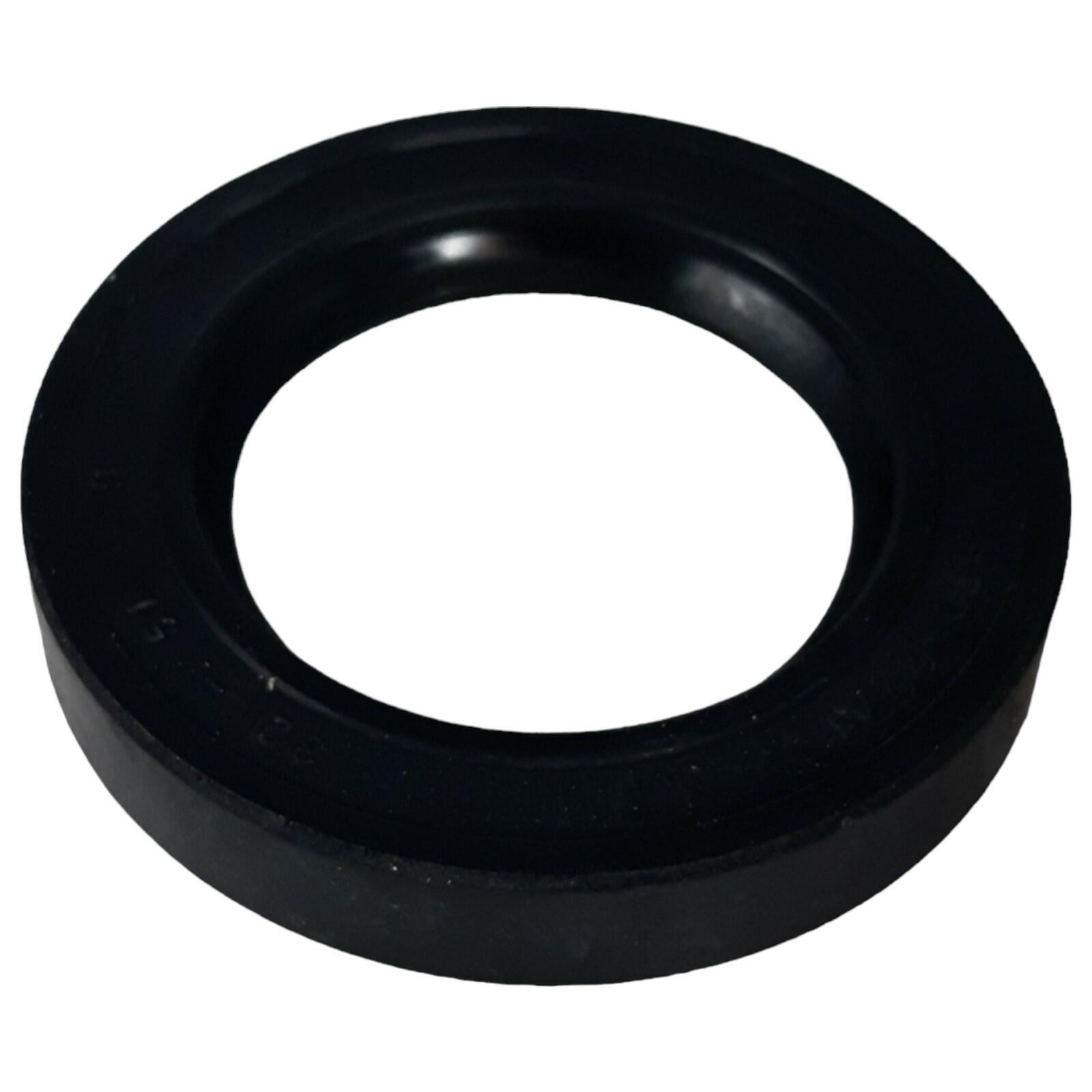 Britpart Front driveshaft seal fits Land Rover Defender Discovery FTC3276