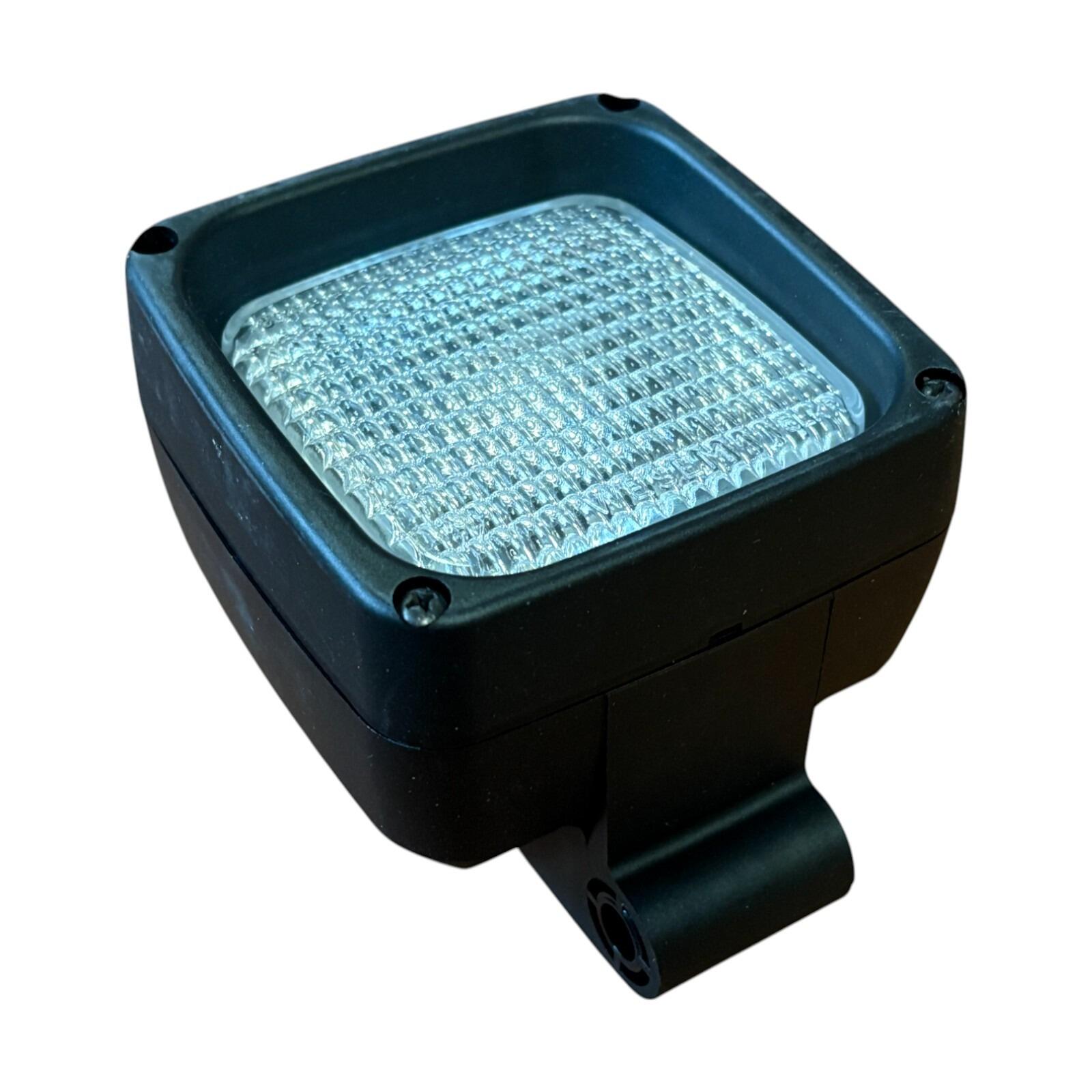 Wesem Halogen work lamp assembly built-in connector KLTF0315 – VIN Req
