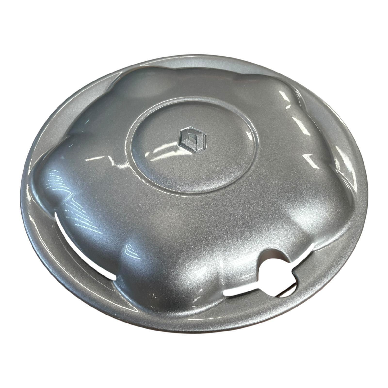 Genuine Renault Master 2 Wheel trim 8200723032