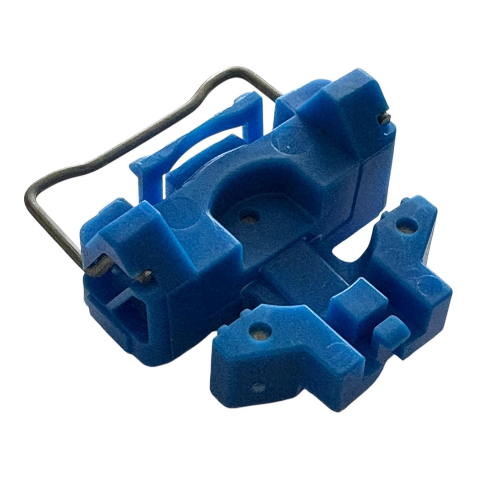 Genuine Vauxhall BRAND NEW 2 GENUINE VAUXHALL FUSE CLIPS 95510687 – VI
